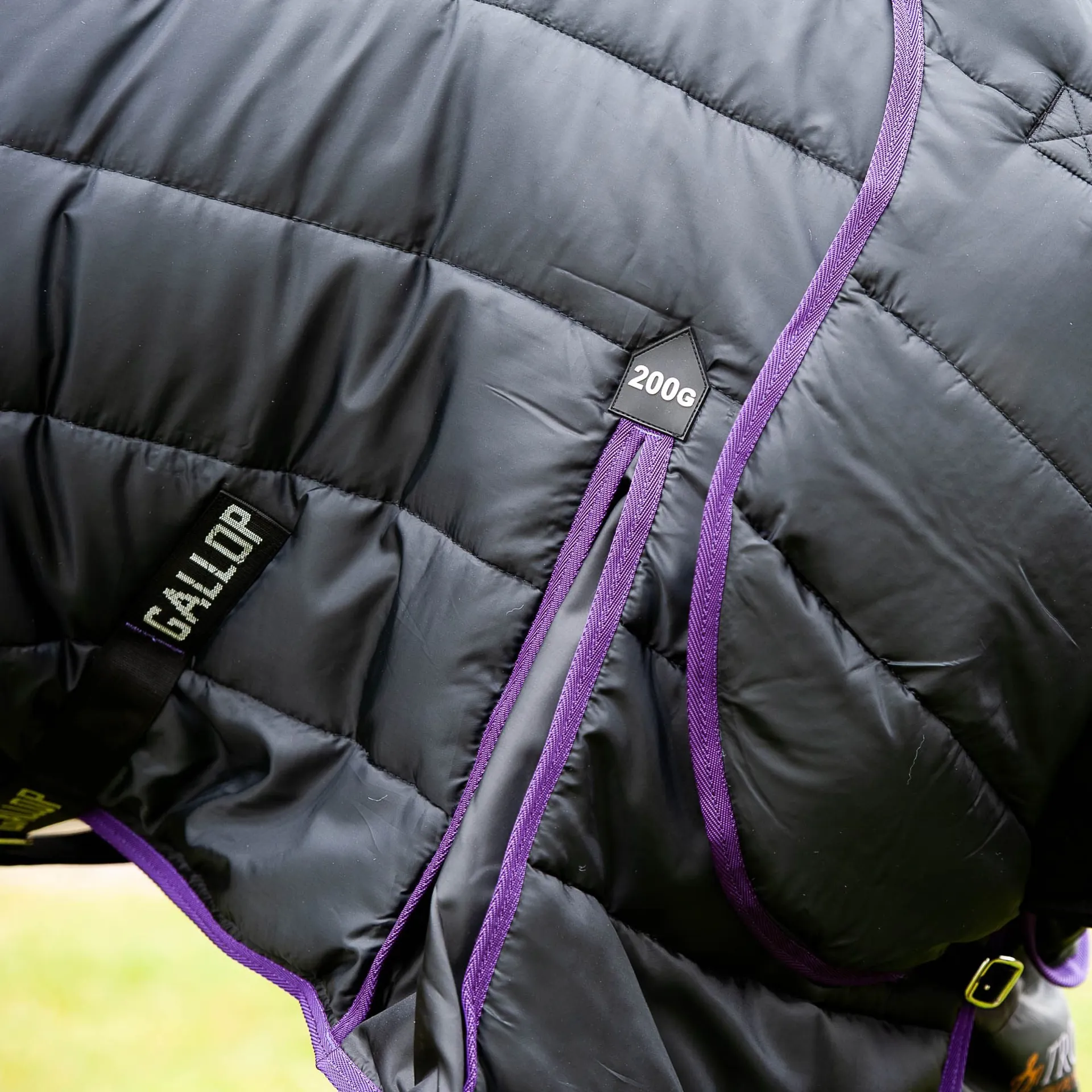 Fair Price Equestrian Gallop Trojan Dual 200 Stable Rug and Neck